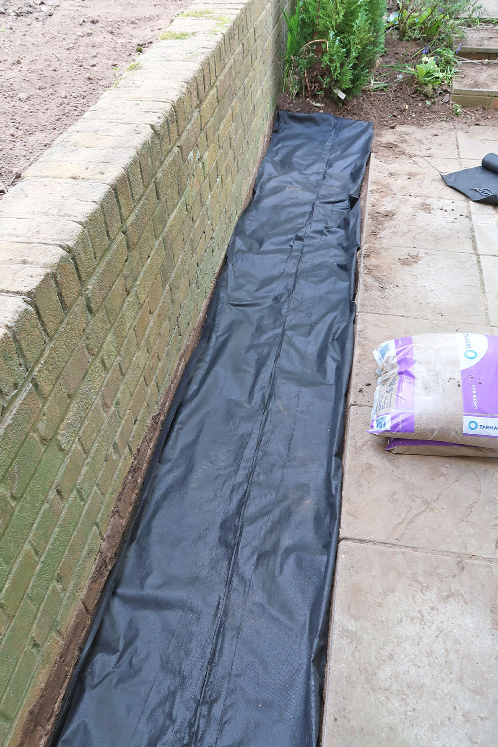 Can You Put Mulch Over Grass? Find out now - Good Idea Gardening